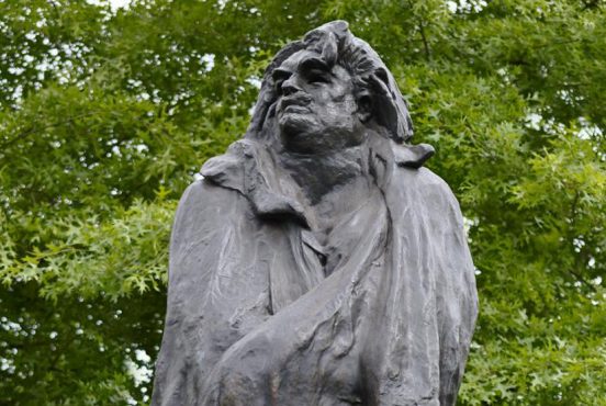 Auguste Rodin in 10 Sculptures