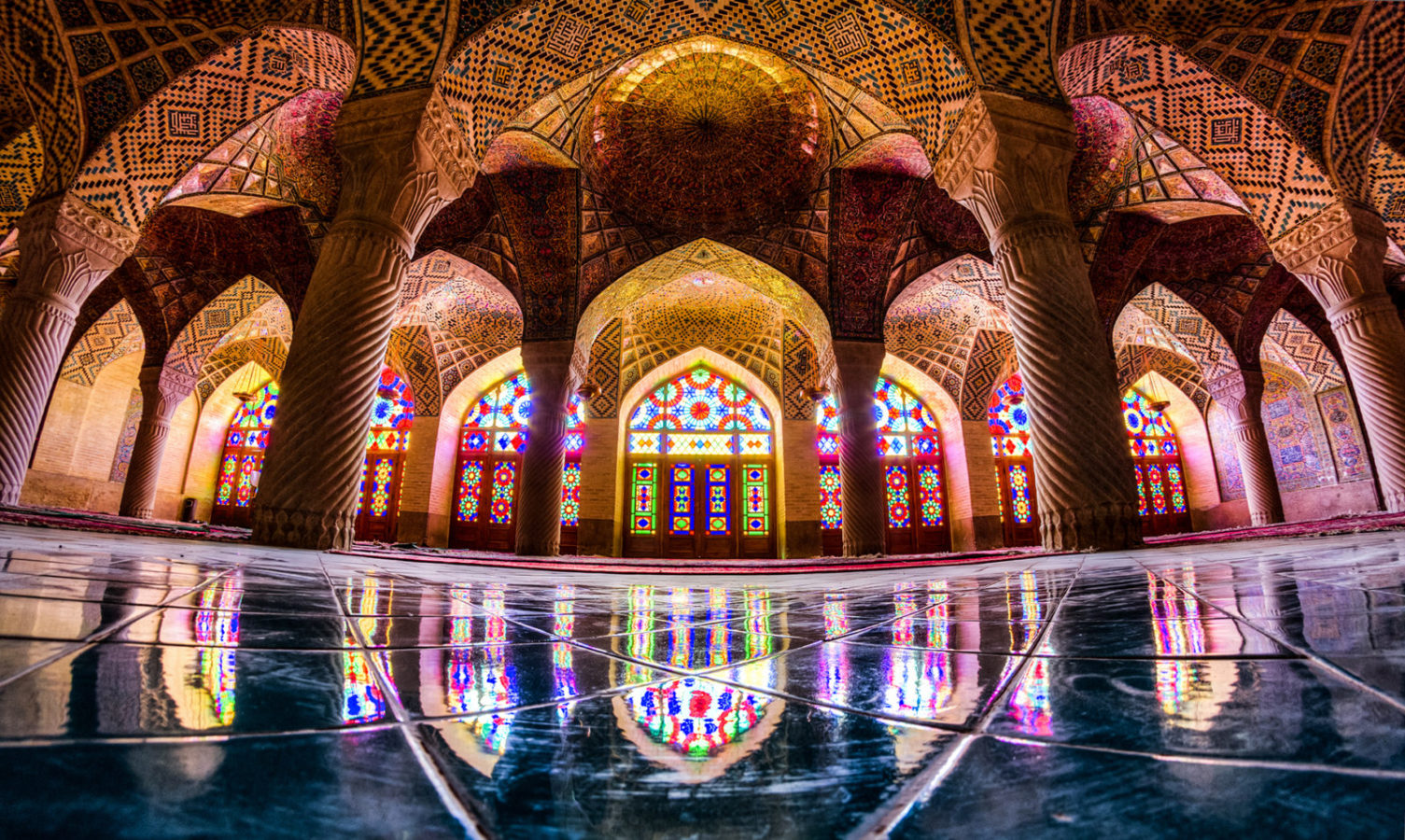Beautiful Mosques to Visit Around the World | DailyArt Magazine