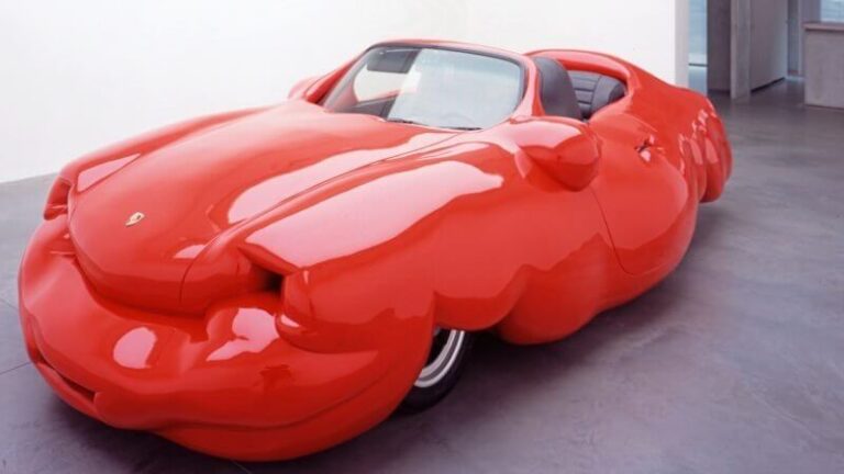Erwin Wurm: How to See Things in a Different Way | DailyArt Magazine