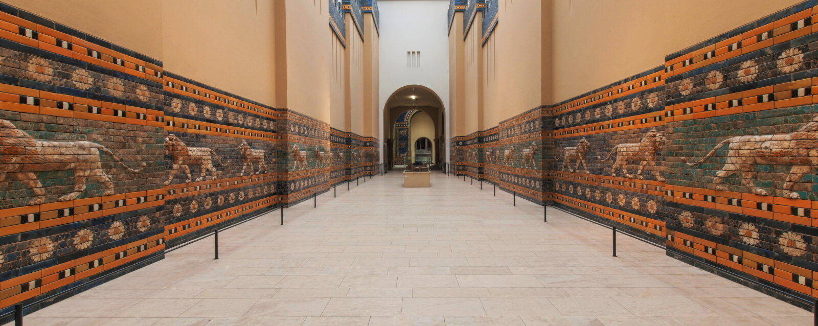 Masterpiece Stories: Striding Lion | DailyArt Magazine