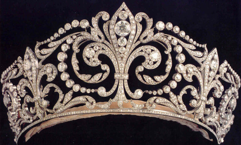 World’s Most Beautiful Tiaras | DailyArt Magazine | Art History