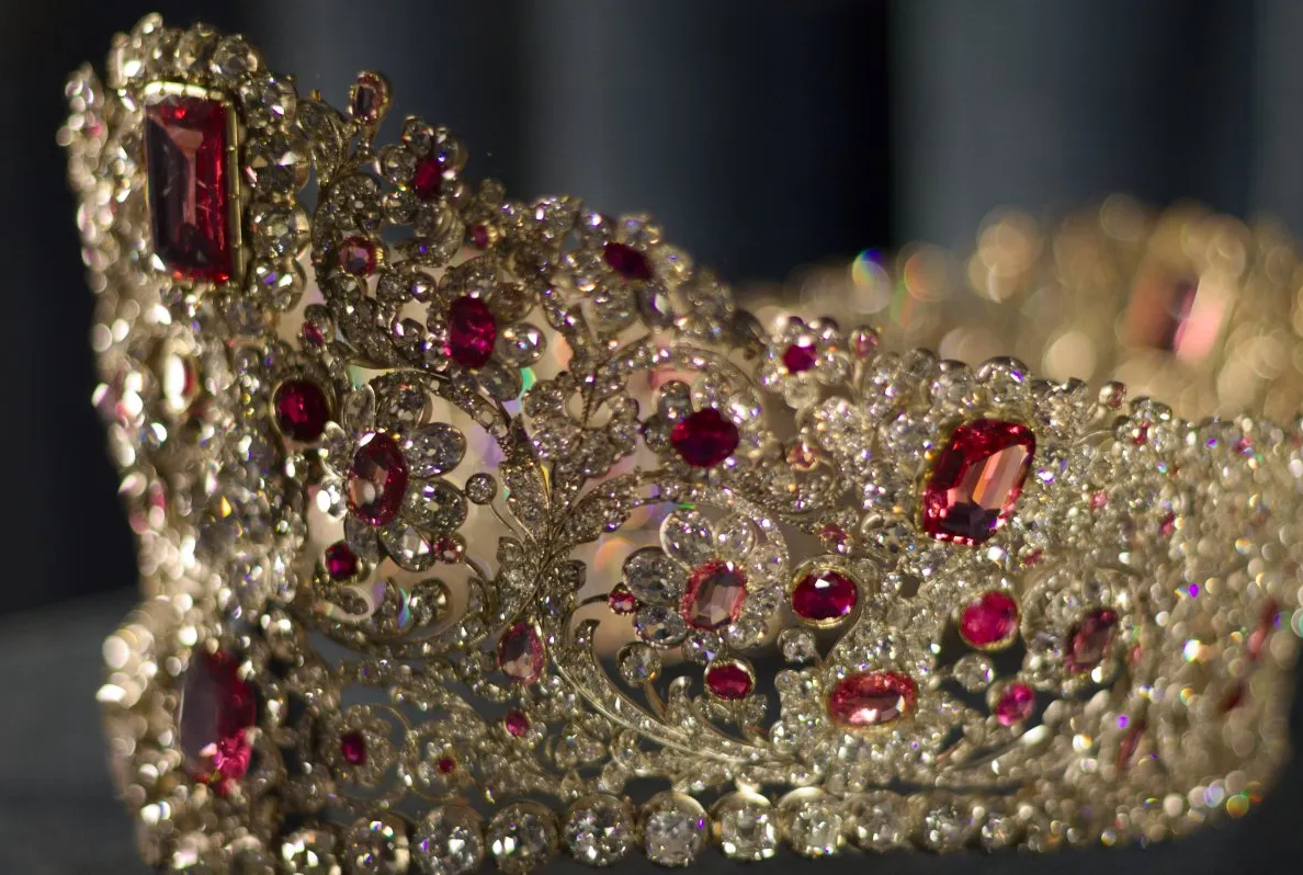 World’s Most Beautiful Tiaras | DailyArt Magazine | Art History