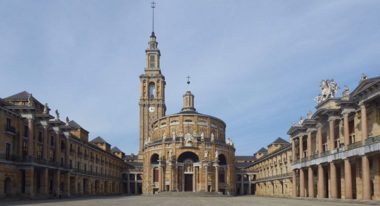 Architecture of Totalitarian States | DailyArt Magazine