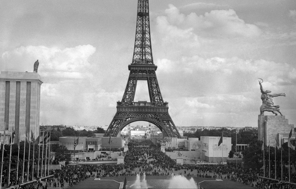 Architecture of Totalitarian States | DailyArt Magazine