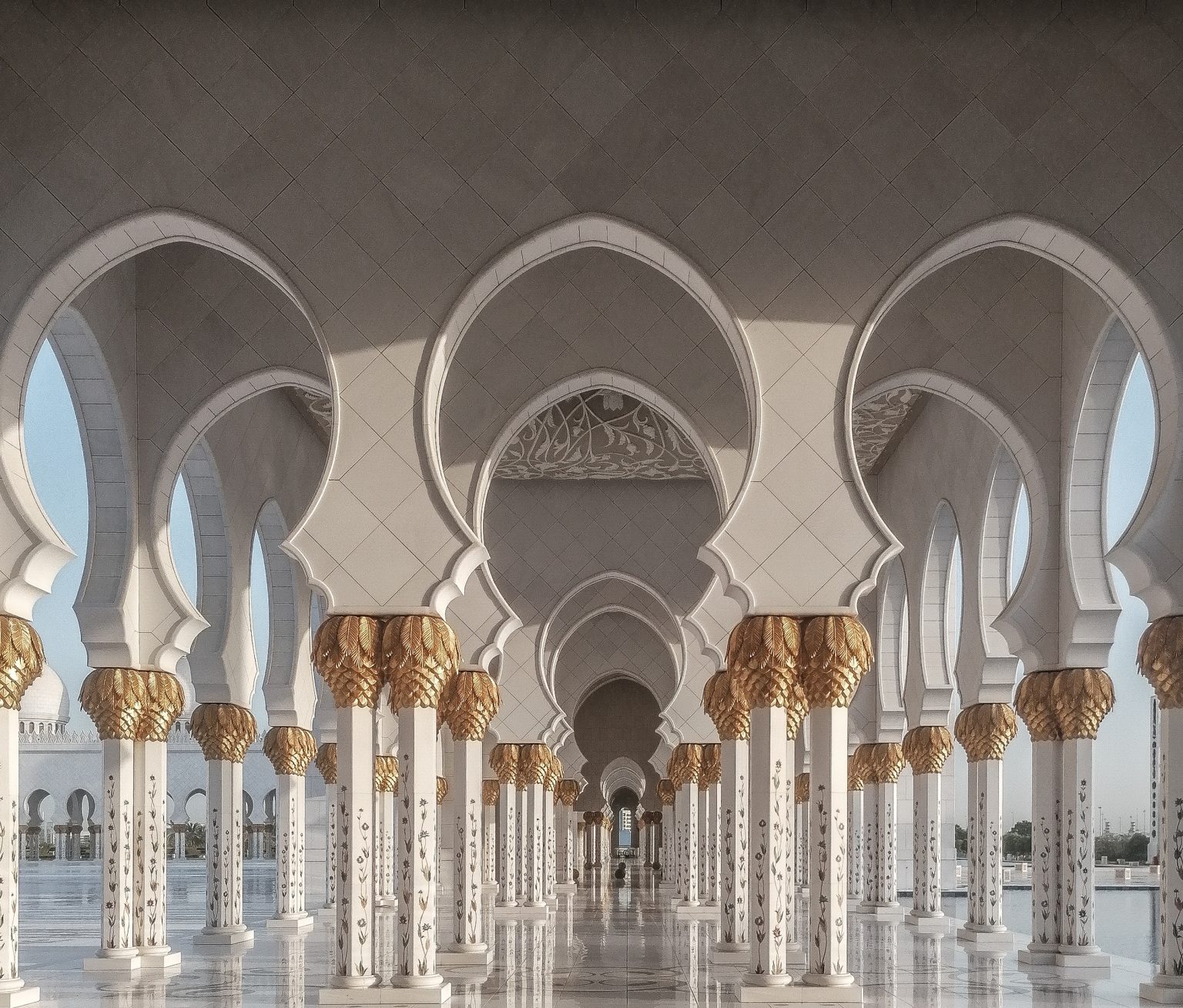 All About the Sheikh Zayed Grand Mosque | DailyArt Magazine