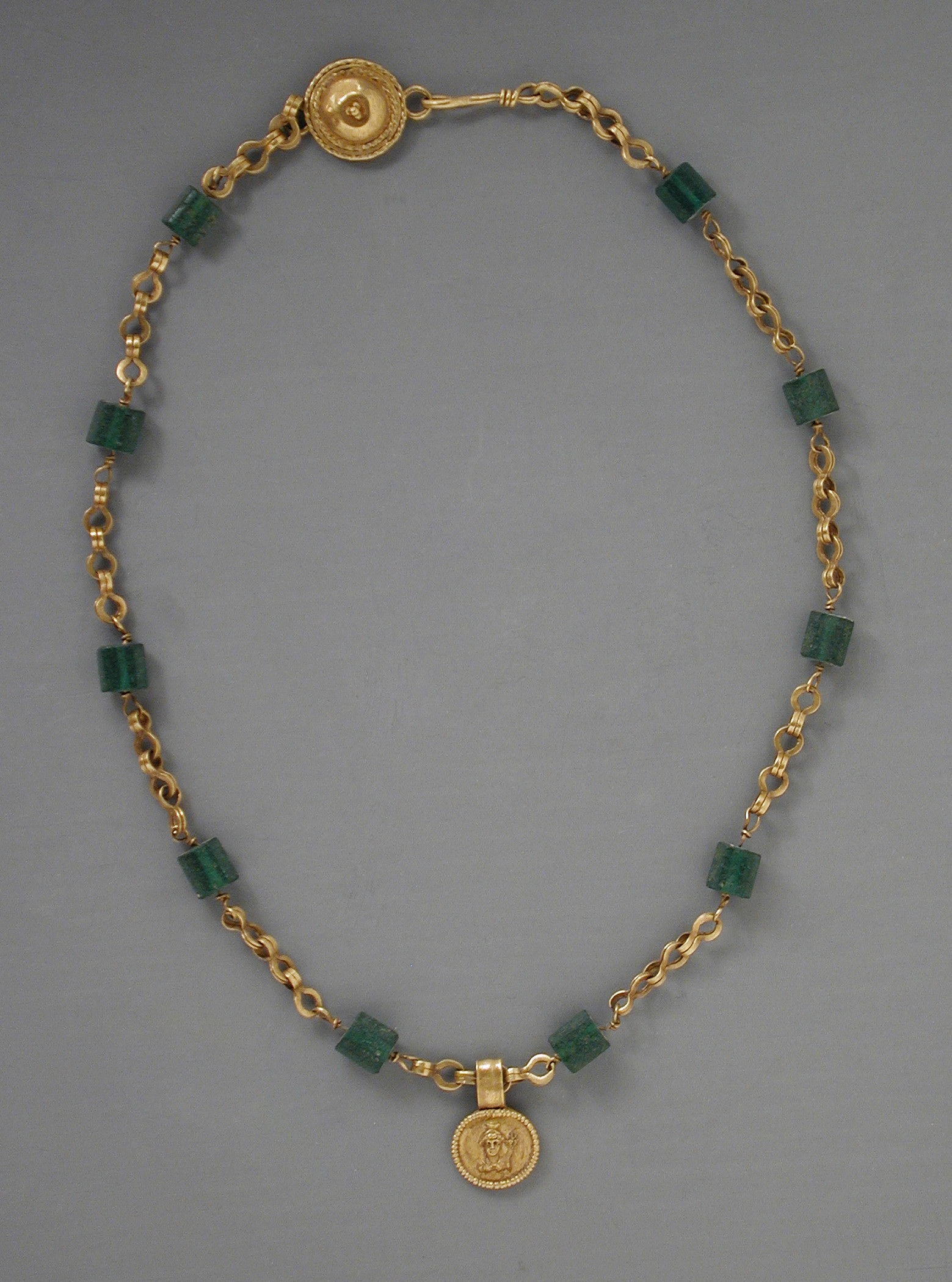 All That Glitters: Gold Jewelry in Ancient Egypt | DailyArt Magazine