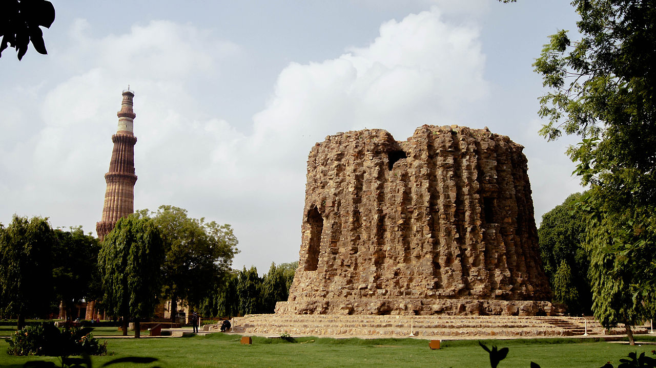 Art Travels: The Qutub Minar Complex | DailyArt Magazine