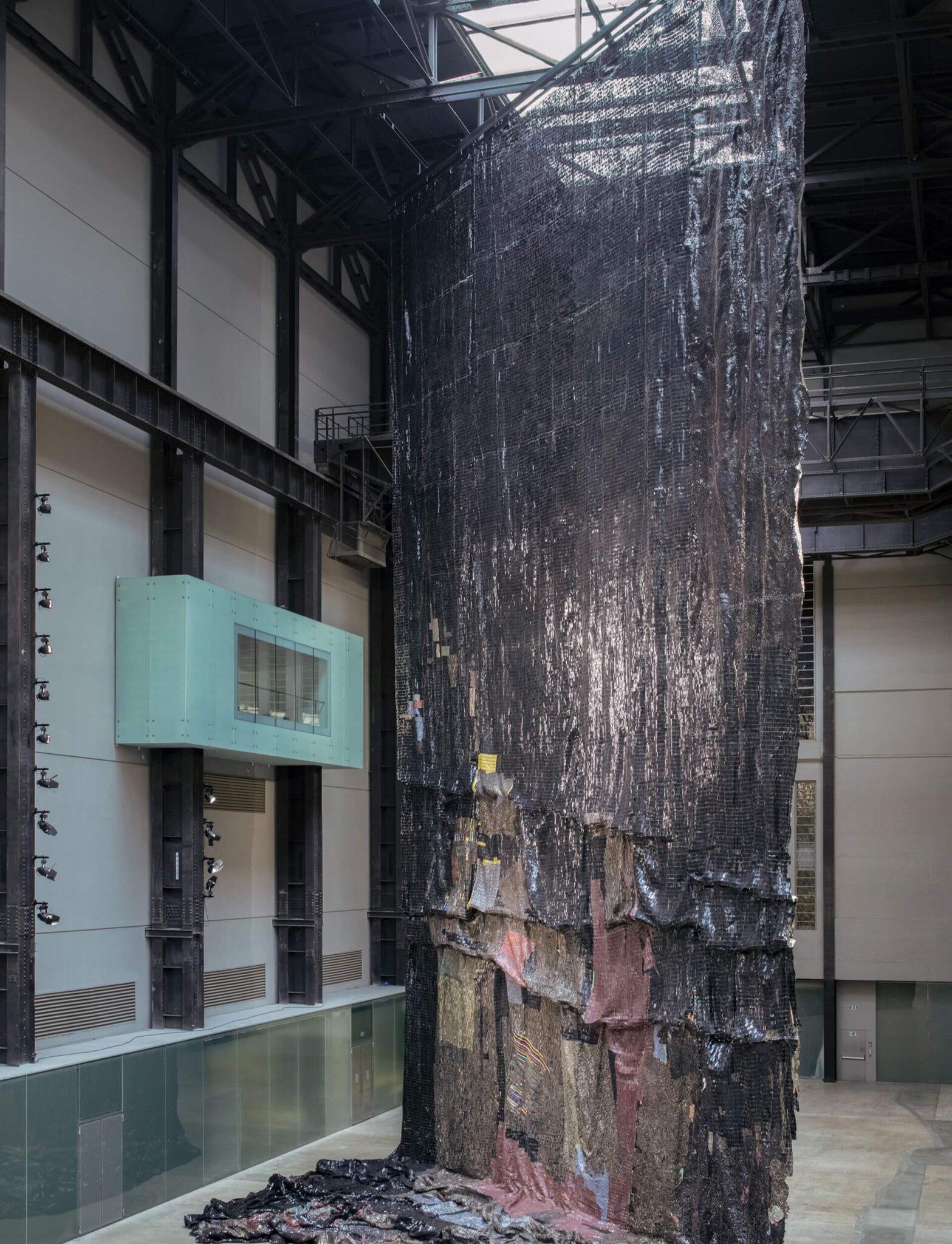 5 Things to Know About El Anatsui's Turbine Hall Commission | DailyArt ...