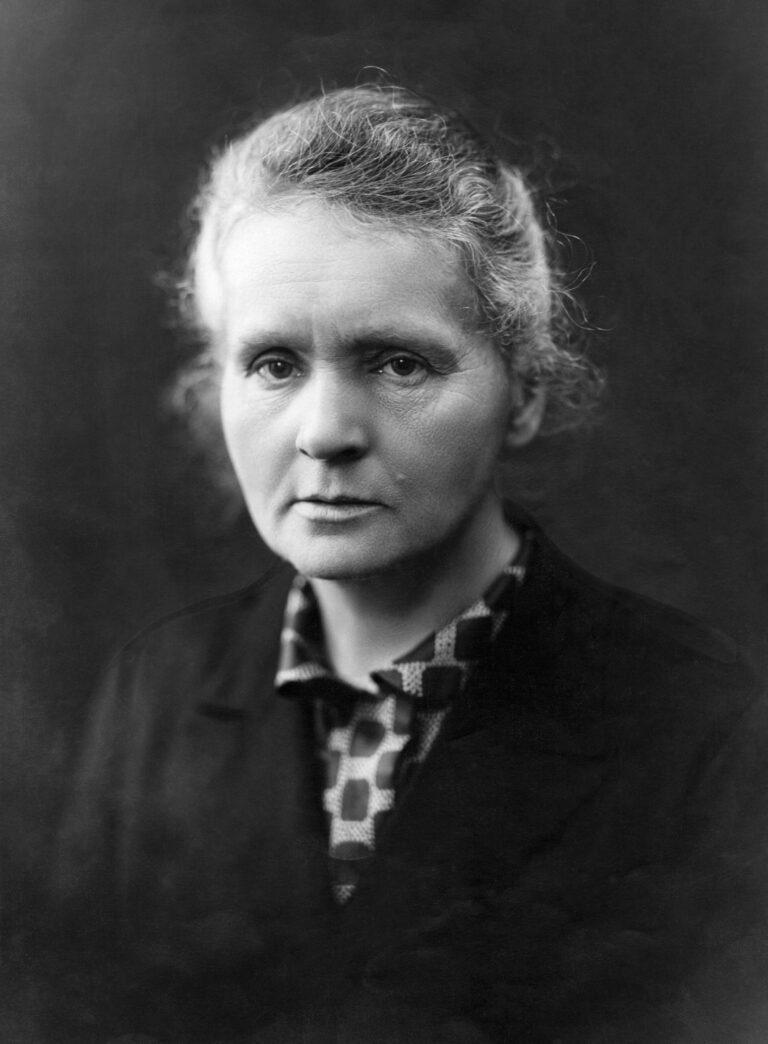 Women in Science: A Gallery of 10 Trailblazing Minds | DailyArt Magazine