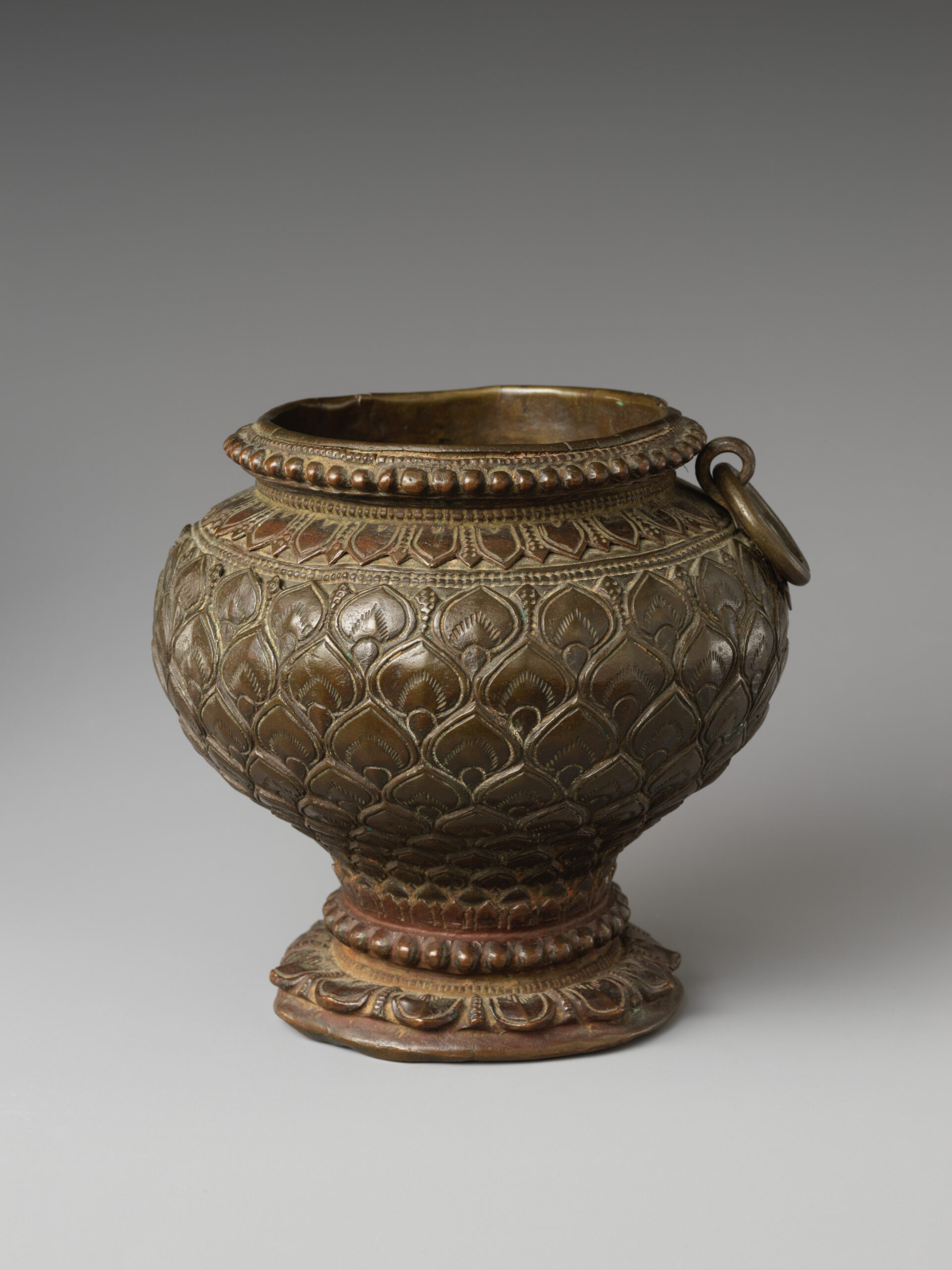 Lotus in Art: Timeless Symbol in Hindu Iconography | DailyArt Magazine