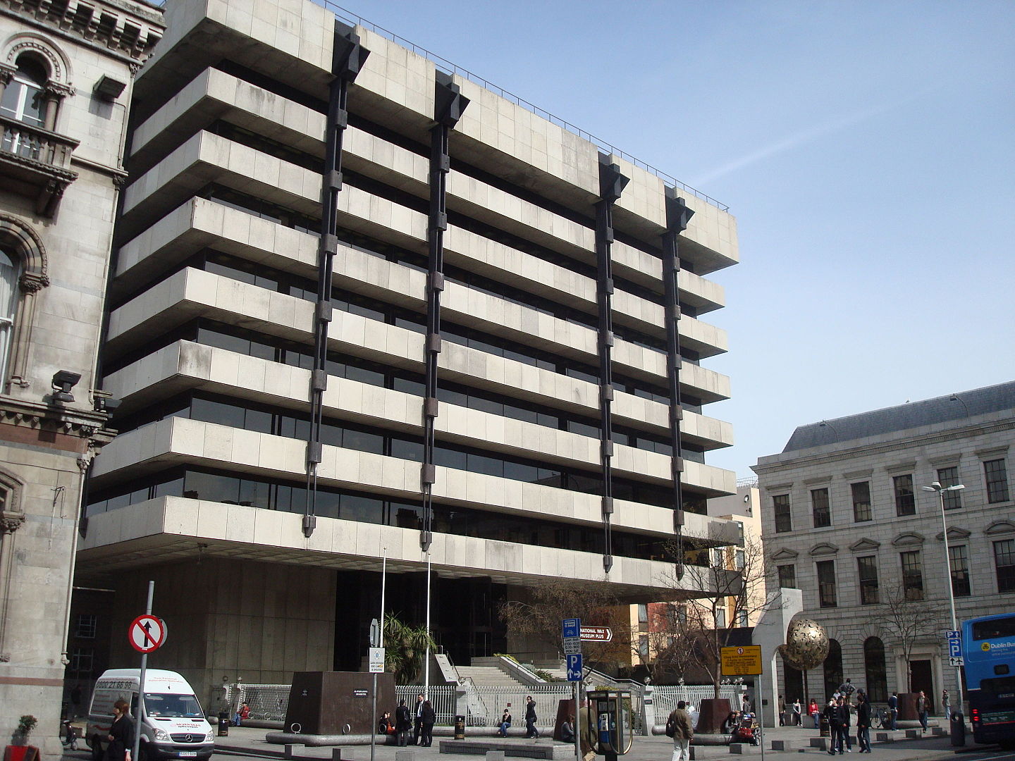Brutalist Architecture: 10 Most Famous Brutalist Buildings